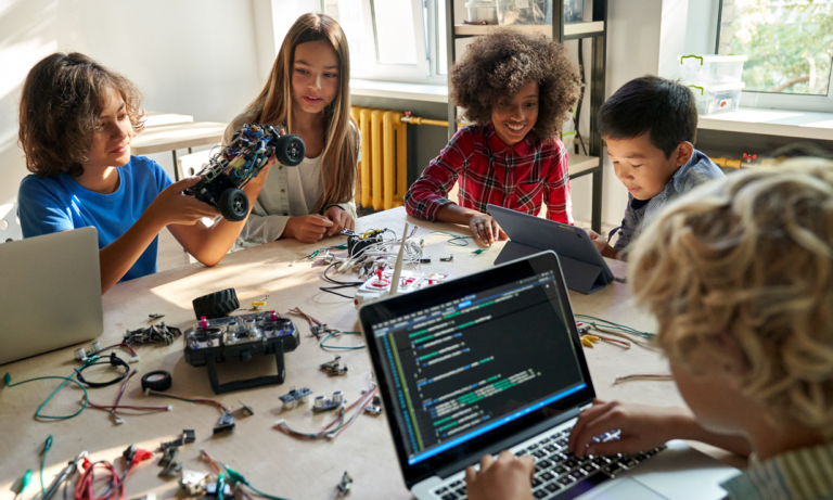 Nurturing Critical Thinking through Coding | Skoolofcode